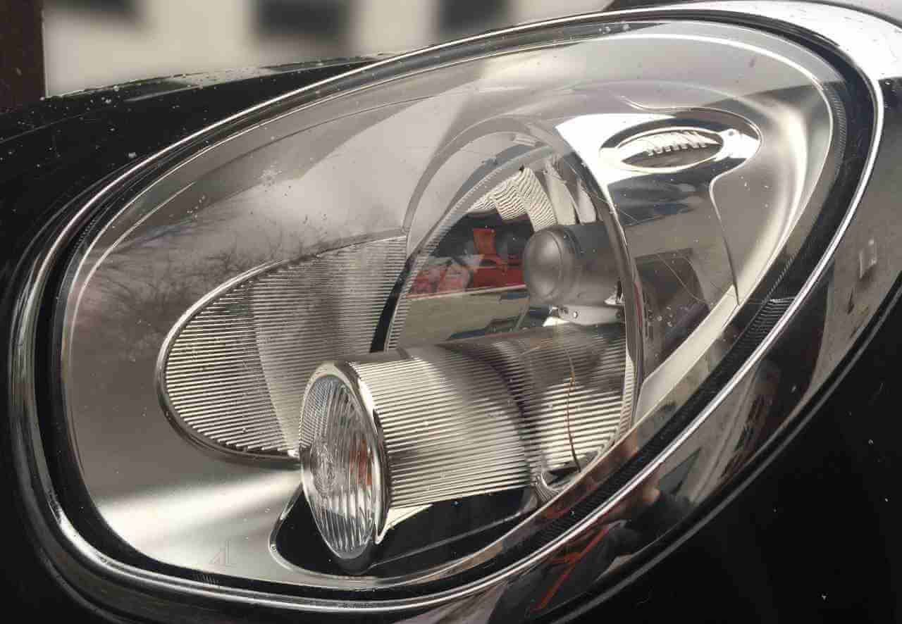 Autoscheinwerfer und Rücklichter testen und reparieren | Tippscout.de